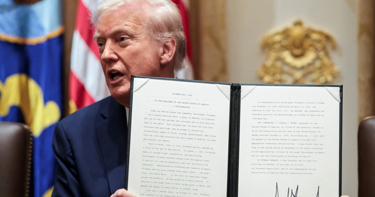 Trump Signs Proclamation Honoring Christopher Columbus - Slay News